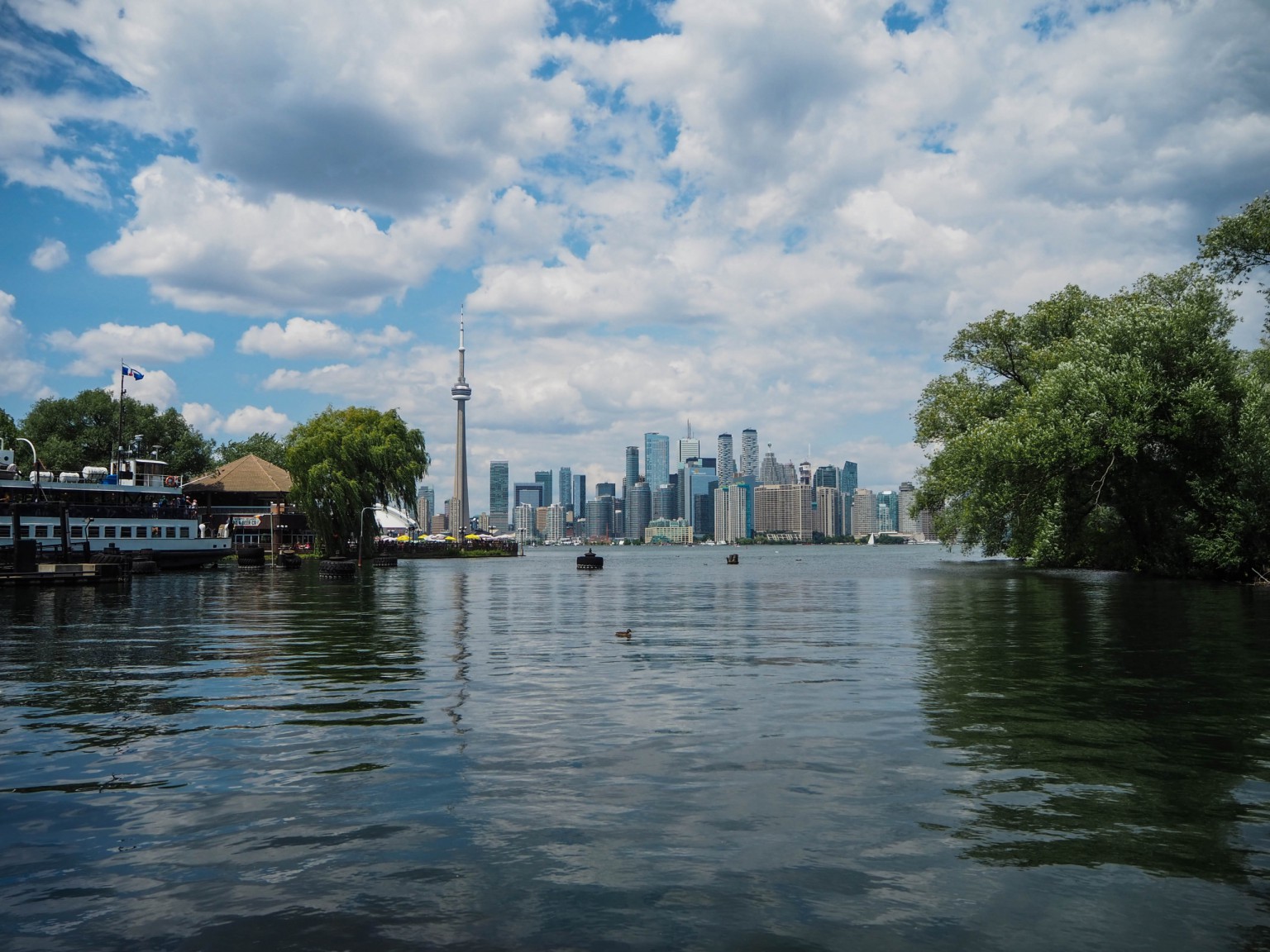 Themed Floors & Communities - Chestnut Residence at University of Toronto